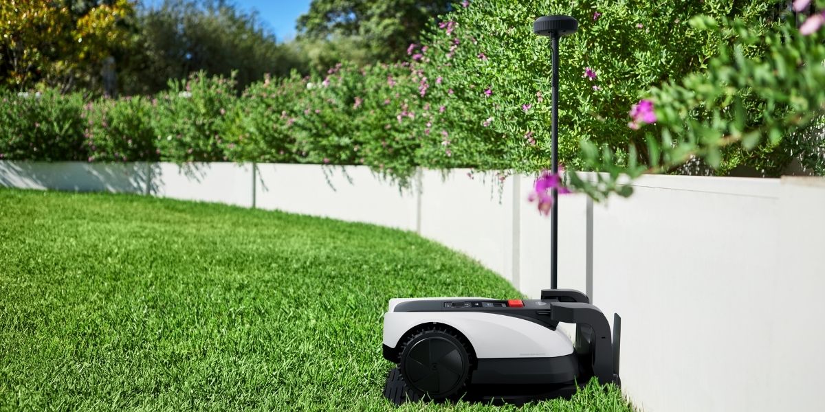 How Do You Install a Robot Lawn Mower? - ECOVACS UK