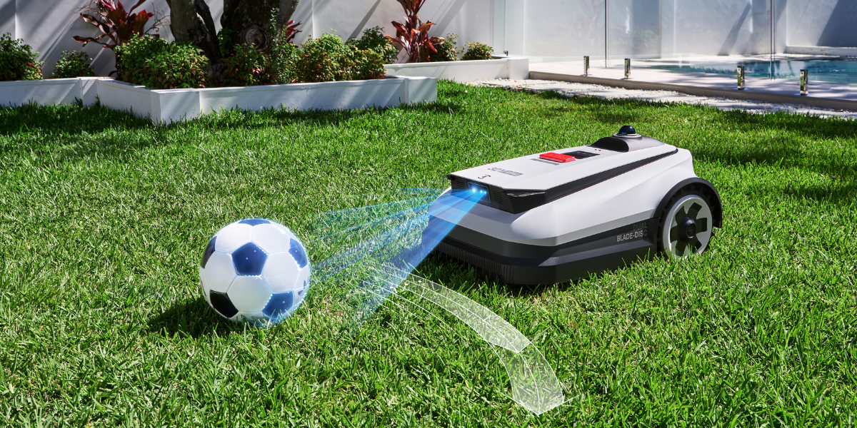 Robot Lawn Mower: RTK vs LiDAR, Key Differences Explained - ECOVACS US